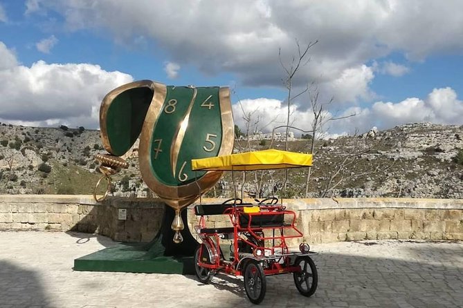 Grand Tour of the Stones in Electric Rickshaw - An In-Depth Look at the Experience