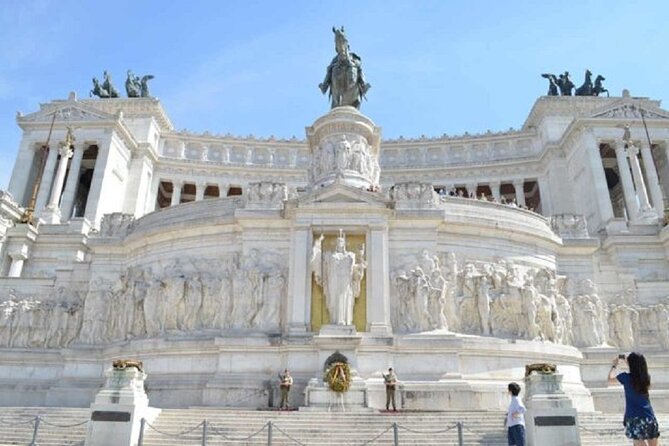 Group tour: Rome Walking Tour - A Detailed Look at the Rome Night Walking Tour