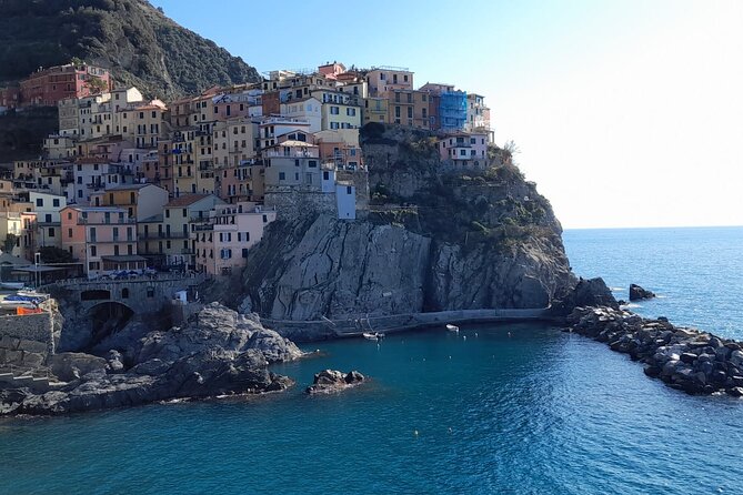Guided Day to the Pearls of the Cinque Terre - The Walk from La Spezia to the First Stop: Manarola