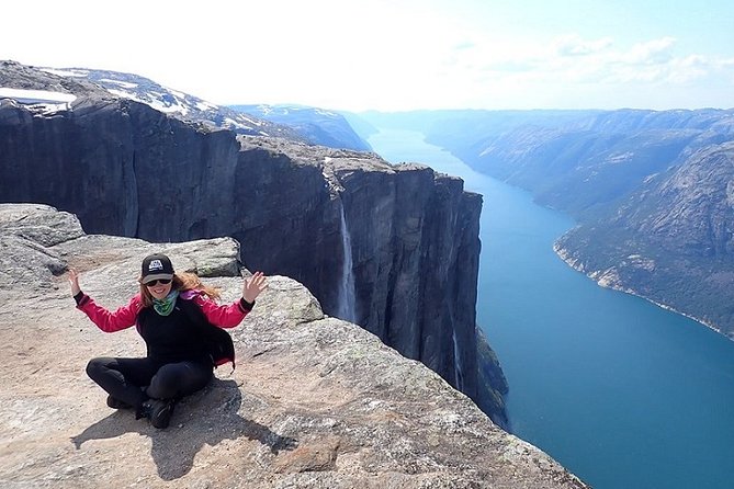 Guided hike to Kjerag and Kjeragbolten - Key Points