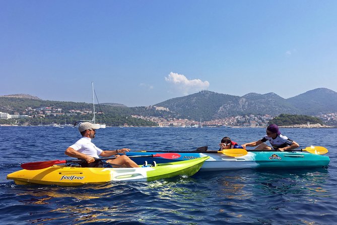 Guided kayaking tour to Pakleni islands - Discovering the Pakleni Islands by Kayak