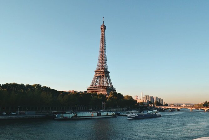 Guided Tour in Eiffel Tower and Pick up - The Itinerary: Breaking Down the Experience