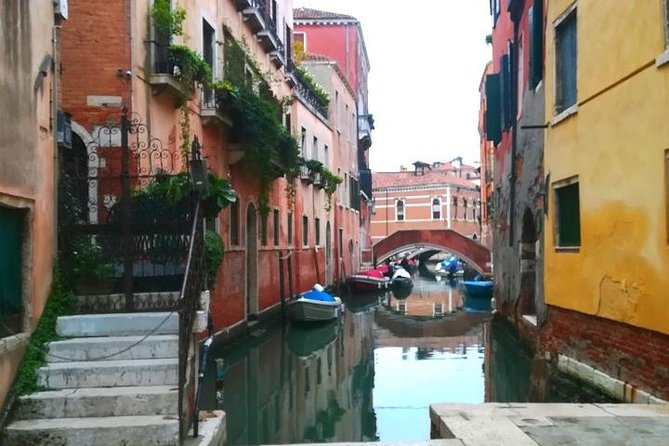 Guided Tour of the Jewish Ghetto in Venice with Cannaregio & Synagogues Visit - What the Tour Includes and What It Doesnt