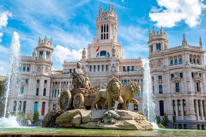 Guided tour of the Madrid of spies - Key Points at a Glance