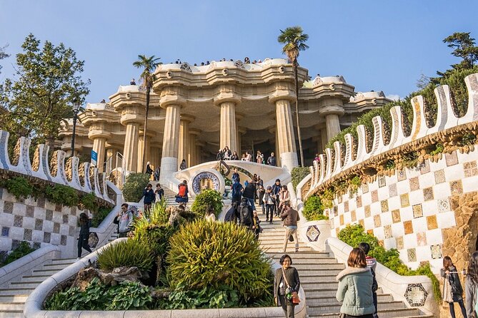Guided Walking Tour in Park Güell Barcelona - The Itinerary in Detail