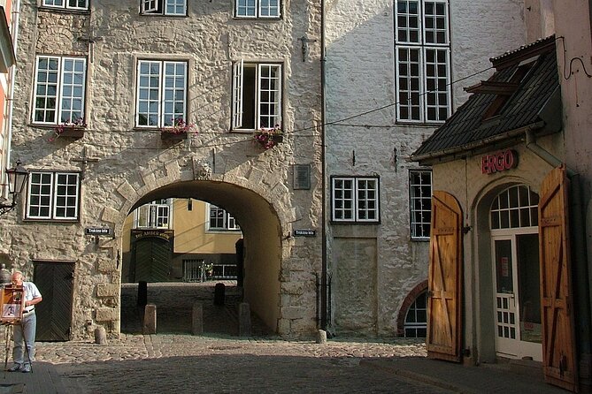 Guided Walking Tour in Riga - What the Tour Includes and What to Keep in Mind
