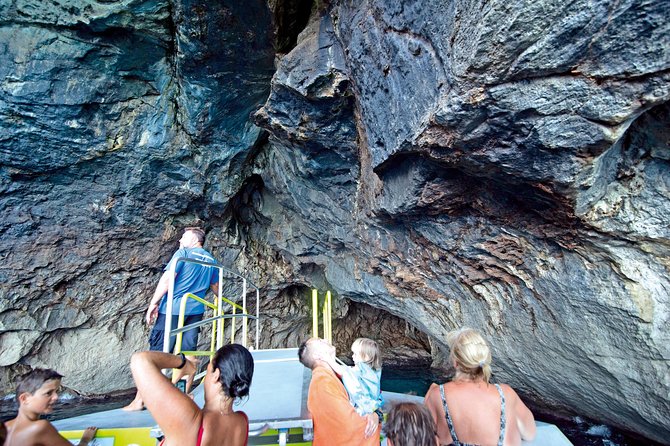 Half Day Boat Trip in the Bay of Alcudia - Practical Details and Tips