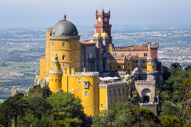 Half day to Sintra with a Palace of your choice in Private Tour - Transportation and Group Size