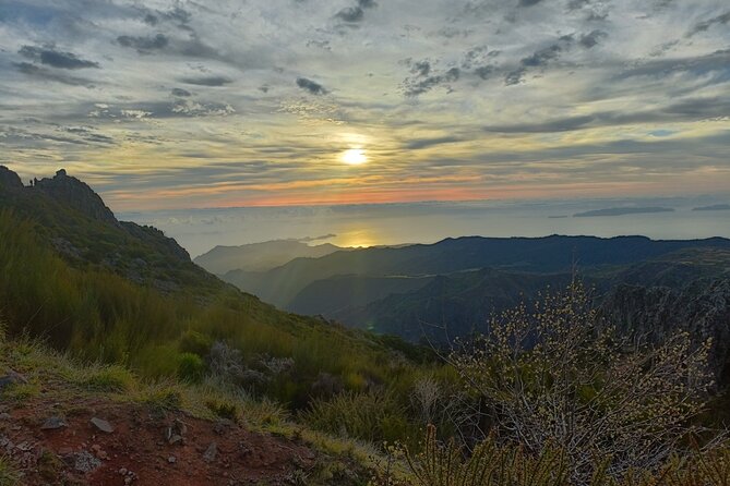 Half day Tour From 0 To 1818 Meters To Pico Do Arieiro Sunrise - Considerations and Practical Tips