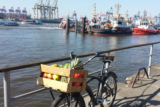 hamburg Experienced differently with wish rental bike relaxed enjoy - Why Choose This Hamburg Bicycle Tour?