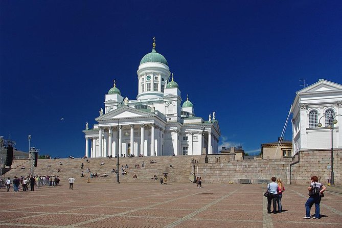 Helsinki Walking Tour with PRIVATE Professional guide - The Helsinki Highlights: An In-Depth Look