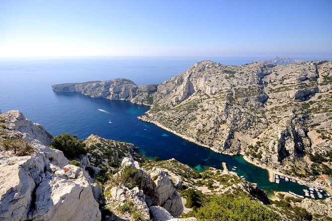Hike to the Blue Cave Marseille with swimming and snack - Getting to the Heart of the Experience