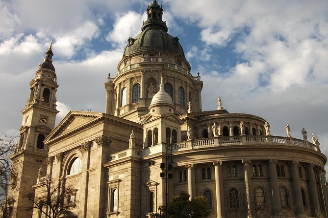 Historical and Cultural Walking Tour in Budapest - The Itinerary Breakdown: What to Expect