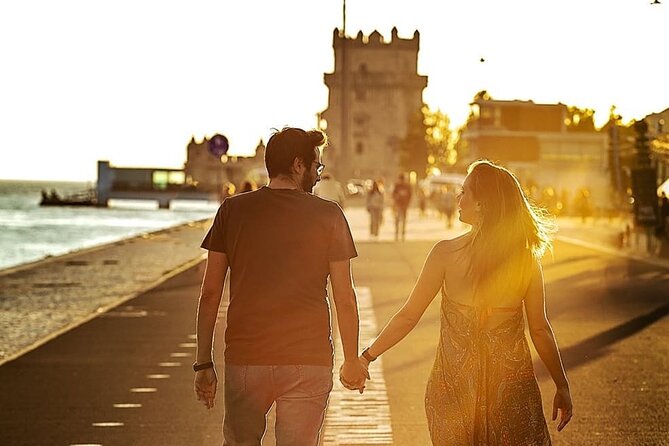 Holiday Photo Shoot with Lisbon Photographer - Who Will Enjoy This Experience?