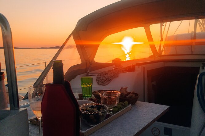 Ibiza sunset boat trip with appetizers and champagne, 6 guests - The Itinerary in Detail