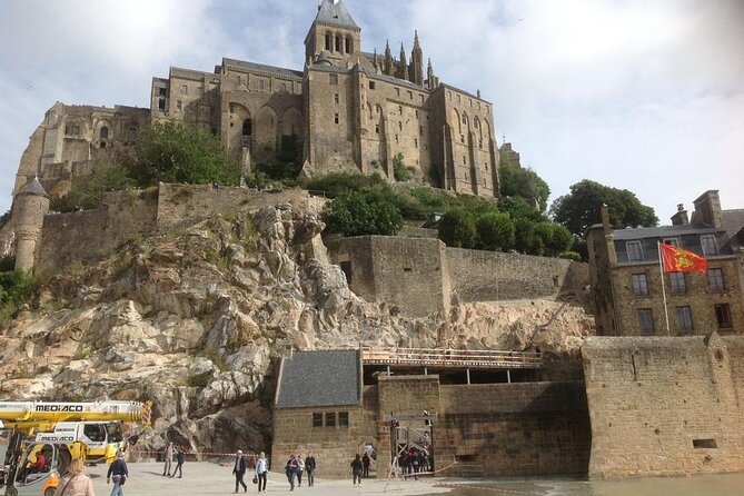 Individual round transfer to Mont Saint Michelle from Le Havre - What to Expect Upon Arrival at Mont Saint Michel