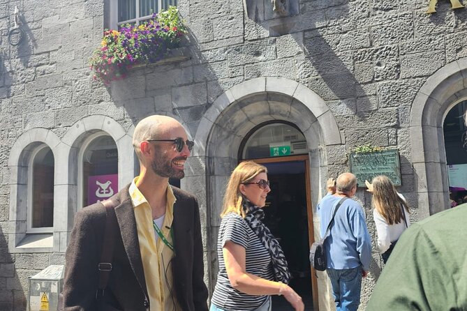 Instant Galway 60 min Walking Tour - The Experience: What You Can Expect