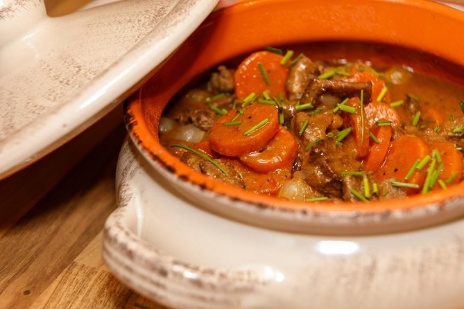 Irish Craic & Cuisine: Cooking Class & Dinner in Central Dublin - Key Points