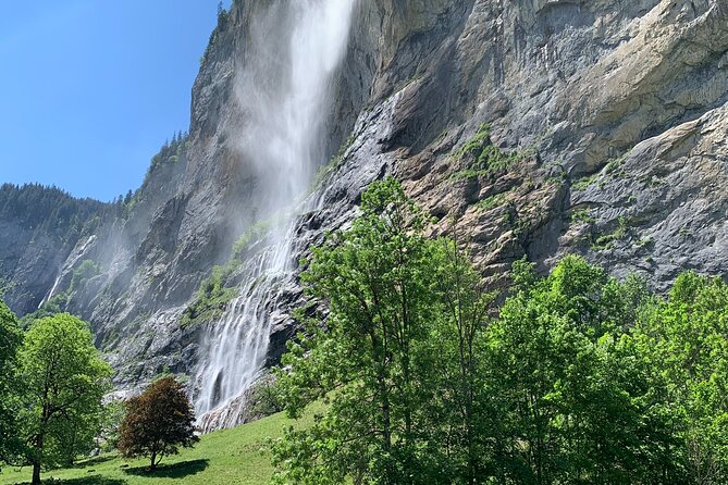 James Bond's Schilthorn and Lauterbrunnen Private Tour From Bern - A Closer Look at the Itinerary