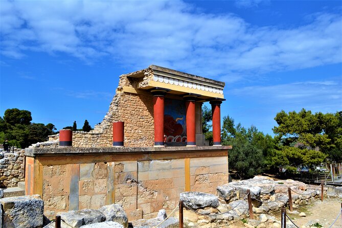 Knossos Palace, Museum & Rethymno city Private Tour from Chania - The Journey Begins: Pickup and Transportation