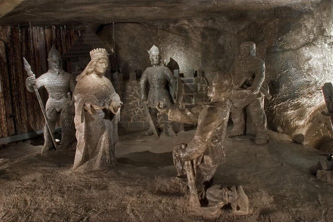 Krakow and Wieliczka Small Group Tour from Warsaw with Lunch - The Journey to Wieliczka and Krakow: What to Expect
