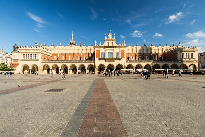 Krakow Old Town Guided Walking Tour - A Closer Look at What the Tour Offers