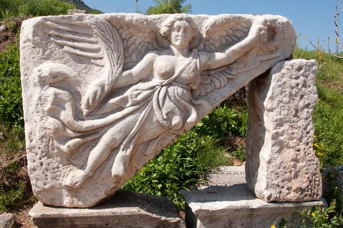 Kusadasi Port Private Ephesus Tour & Sirince Village with LUNCH - Exploring Ephesus: The Heart of the Tour