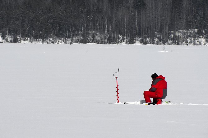 Lakeside Sauna Trip with Ice Fishing and Ice Swimming - In-Depth Look at the Lakeside Sauna Trip