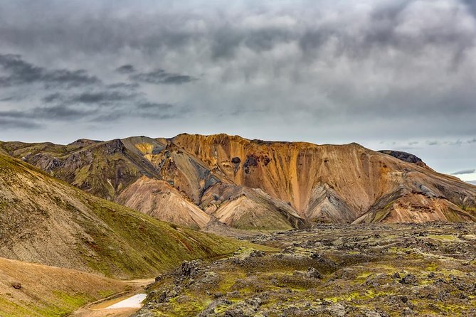 Landmannalaugar, photo infused day tour to the highlands - Transport and Logistics: Comfort Meets Ruggedness