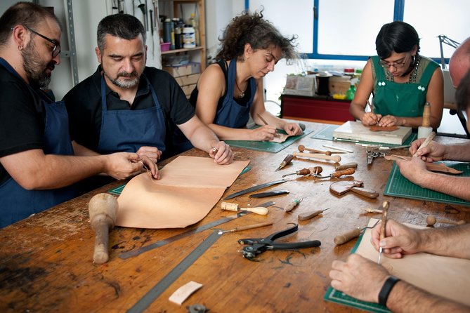 Leathercraft Workshop in the Rastro of Madrid - An Authentic Dive into Spanish Leathercraft