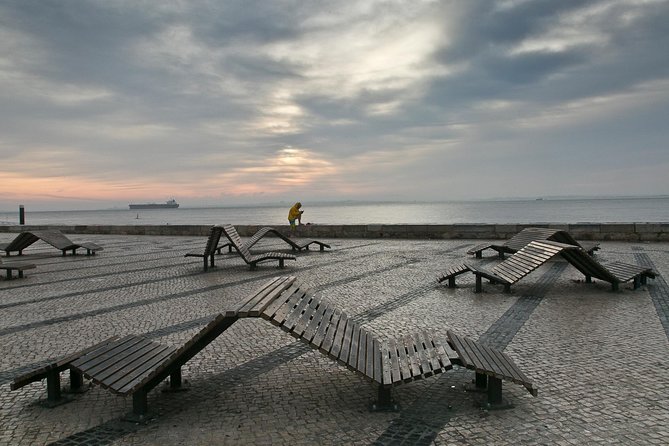 Lisbon From the 1755 Tsunami to the Age of Tourism - Private walking tour - An Engaging Introduction to Lisbon’s Resilience