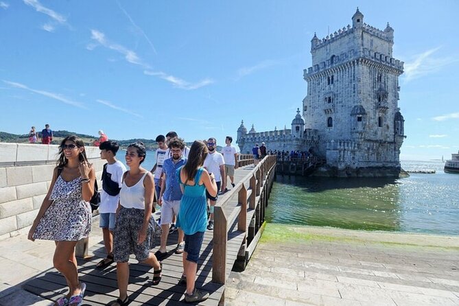 Lisbon Private City Tour with a River Boat Crossing Included - What the Reviews Highlight