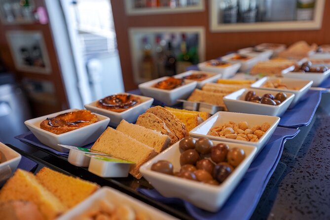 Lisbon Sunset Cruise with Wine and Snacks - What to Expect from the Lisbon Sunset Cruise