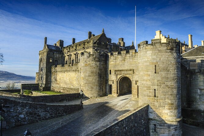 Loch Lomond National Park, Stirling Castle and the Kelpies Tour - An All-in-One Day Trip to Scotland’s Top Sights