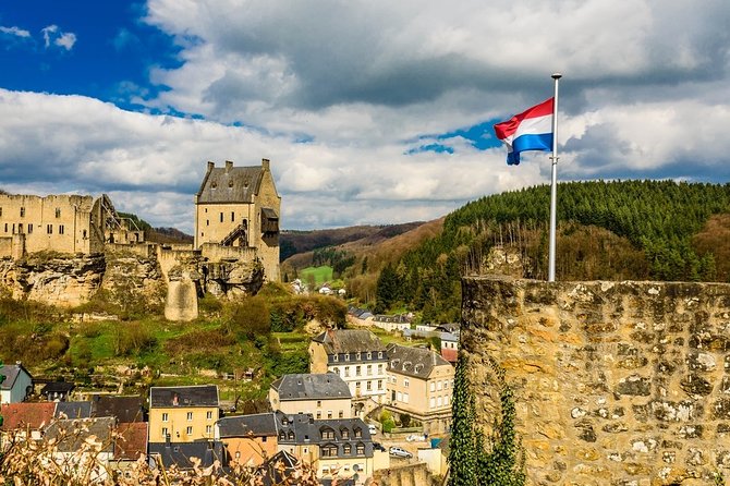 Luxembourg Airport Transfers : Luxembourg to Airport LUX in Luxury Van - A Closer Look at the Experience