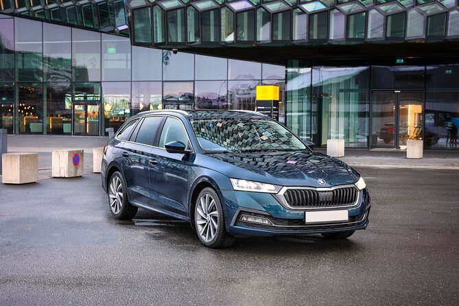 Luxury Private Transfer from Reykjavik to Keflavik Airport - Whats Included and How Does the Process Work?