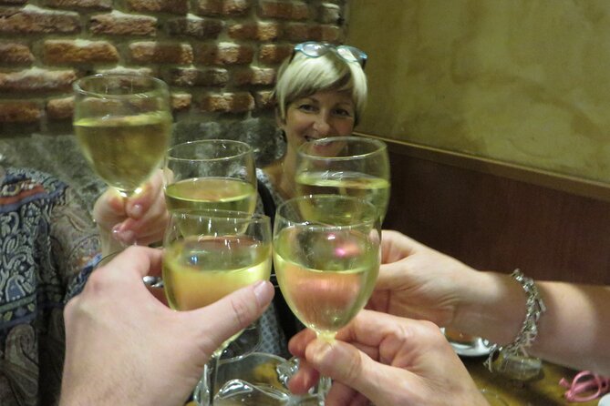Madrid Small Group Tapas Tour at 4 Venues -Lunch or Dinner - Who Will Love This Tour?