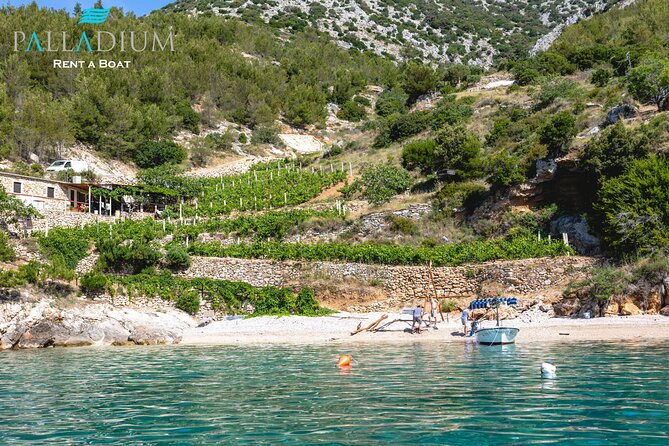 Makarska: 3 Island Speedboat Tour with Little Blue Cave & Lagoon - Exploring the Itinerary in Detail