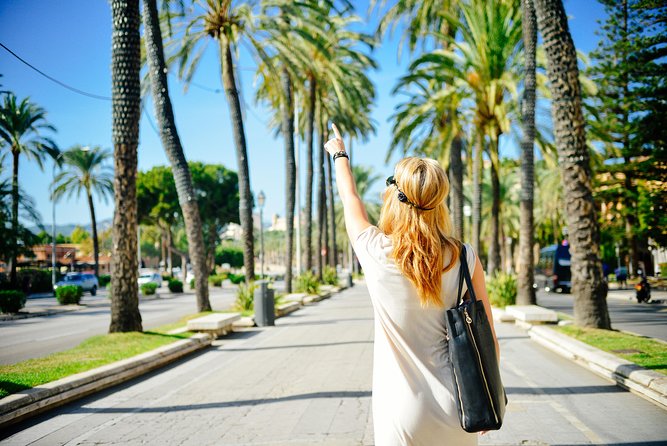 MALAGA PRIVATE TOUR - by OhMyGoodGuide - Introduction to the Malaga Private Tour