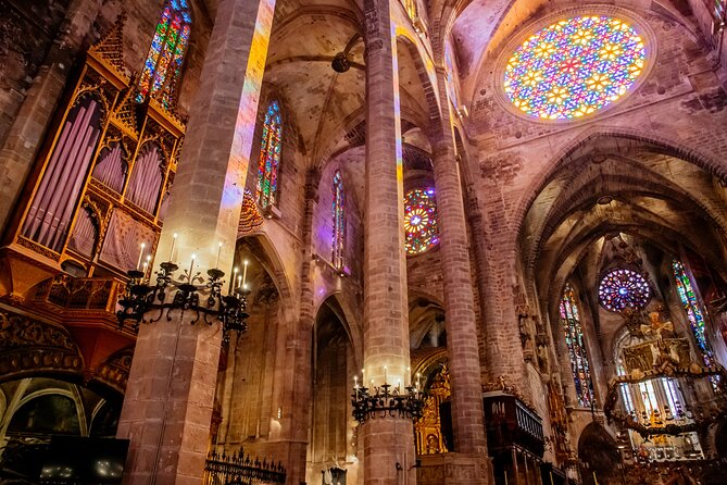 Mallorca Old Town Walking Tour with Cathedral Skip The Line Tour - What the Tour Offers: A Close Look at the Itinerary