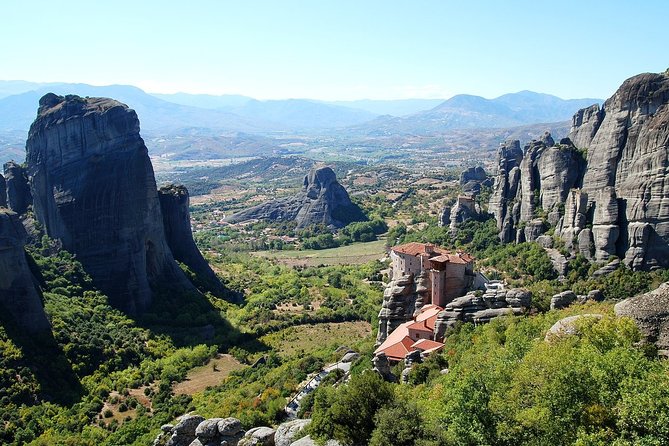 Meteora Full Day Private Tour From Athens - The Long Journey and the Rewarding Highlights