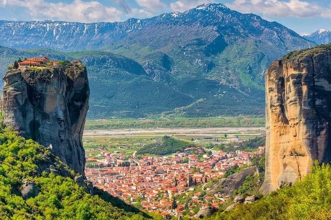 Meteora One Day Tour - An In-Depth Look at the Meteora One Day Tour