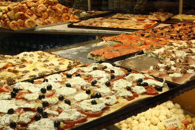 Milan : ITALIAN FOOD TOUR - 3h - Exploring the Brera District: Color, Culture, and Pizza