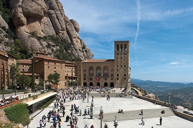 Montserrat Mountain, Wine Tasting & Tapas Lunch - Discovering Montserrat: The Mountain and Its Monastery