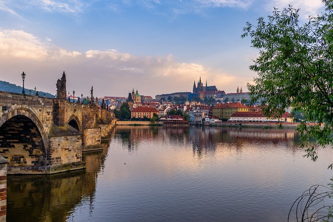 Munich to Prague - Private Transfer with 2 hours of Sightseeing - The Experience in Detail