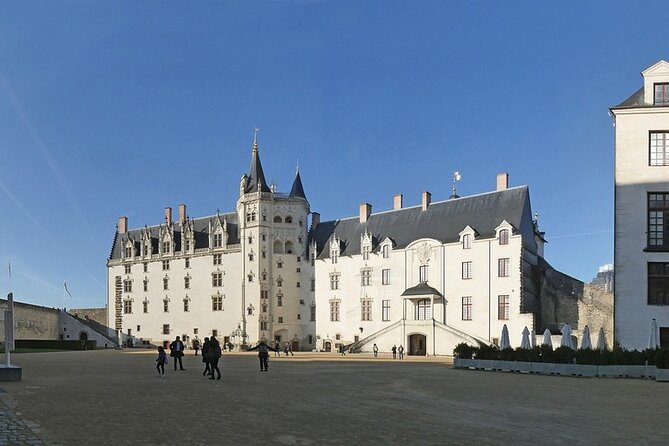 Nantes Private Walking Tour With A Professional Guide - Why Choose a Private Guided Tour in Nantes?