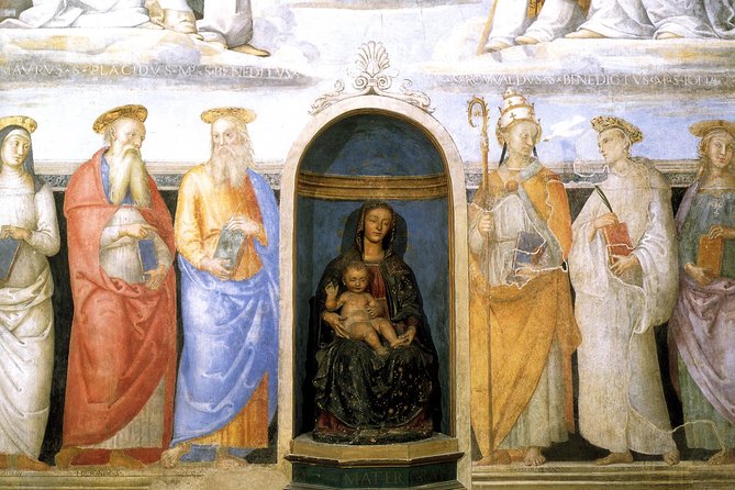 Naples: Saint Chiara Cloister and Velied Christ Guided Experience - Why This Tour Stands Out: A Closer Look