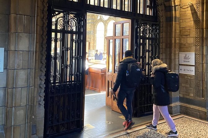Natural History Museum Self-guided Tour for Kids in English - What to Expect from the Natural History Museum Self-guided Tour for Kids