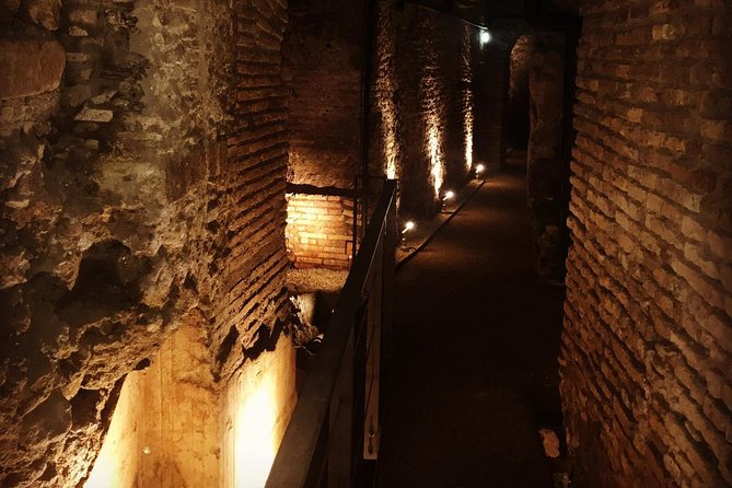 Navona Square and École Française Underground ticket - The Catacombs of Saint Callixtus: A Bonus Stop