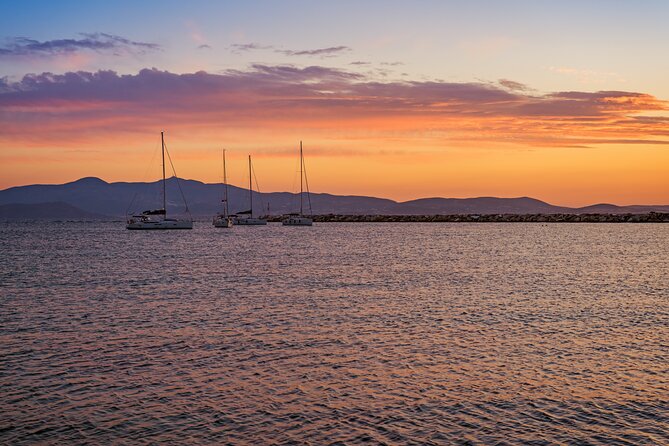 Naxos Old Town, Castle & Portara Sunset Tour with Expert Guide - Exploring Naxos Old Town and the Venetian Castle